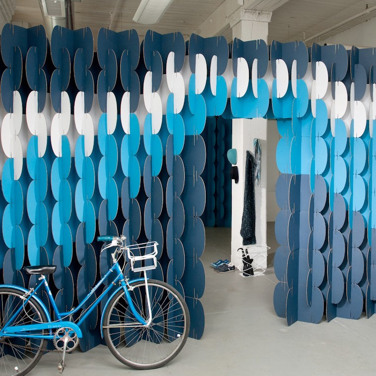 7 fashionable room dividers that'll turn one room into two